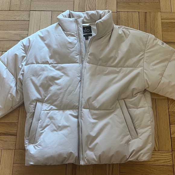 ALO Yoga | Jackets & Coats | Alo Puffer Jacket | Poshmark
